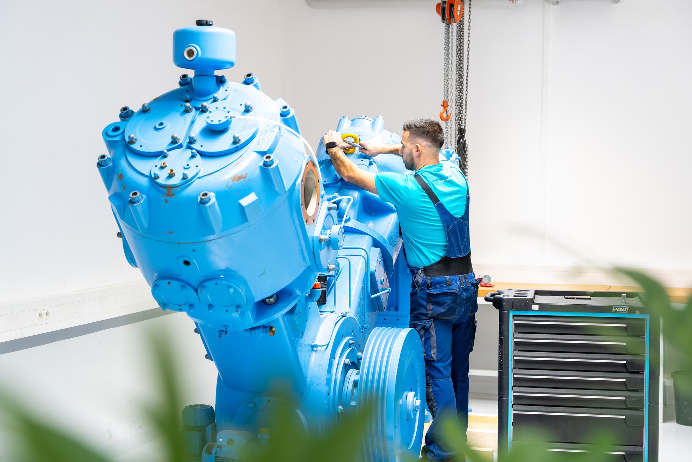 Service-Techniker - Mehrer Compression GmbH